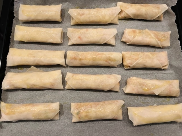 ROLLITOS CON CAMARONES (SHRIMP EGG ROLLS) - UNA PIZCA DE LUNA